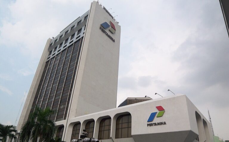 Pertamina Buka Lowongan Kerja, Daftar Cukup Lewat HP - Kabar Aktual